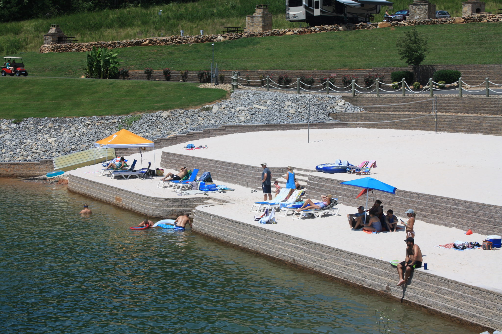 New RV Resort, Breathtaking Views, Fireplaces, BathHouse, STAY WITH US